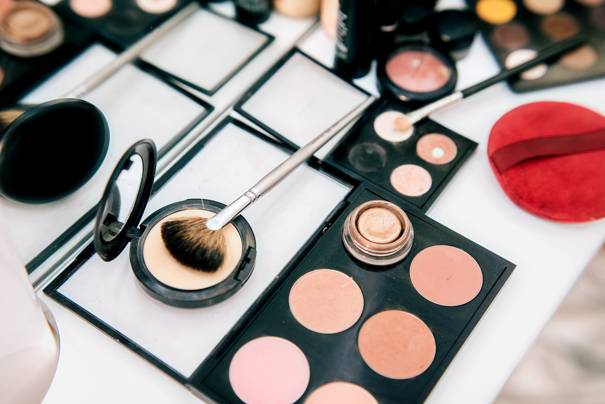 Khóa học trang điểm: Make up ngày nắng tháng 8 ‘rám trái bưởi’