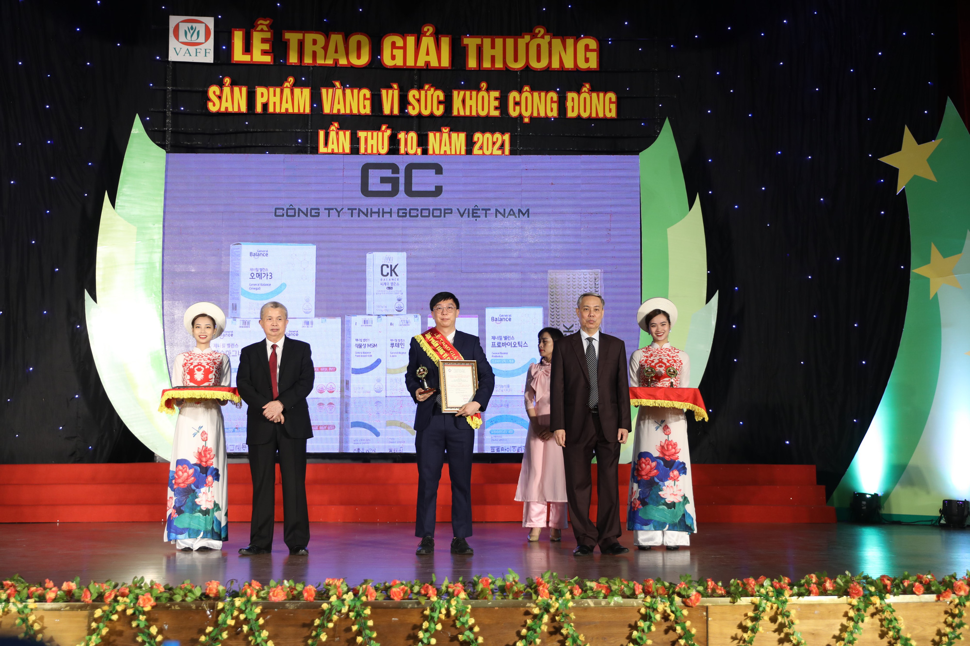 Gcoop Việt Nam vinh dự nhận giải thưởng "Sản phẩm vàng vì sức khỏe cộng đồng"