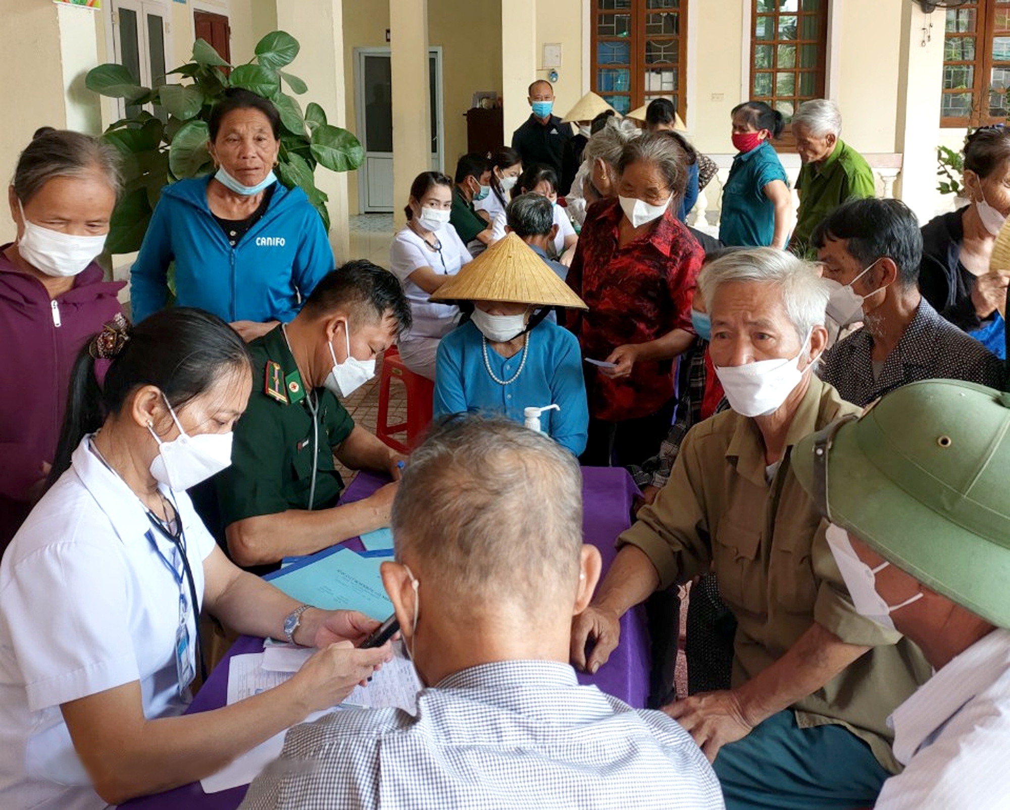 Thầy thuốc "Quân hàm xanh" nơi miền biên giới