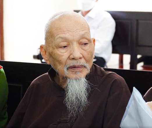 "Thầy ông nội" Lê Tùng Vân xin hoãn thi hành án vì tuổi cao, sức yếu