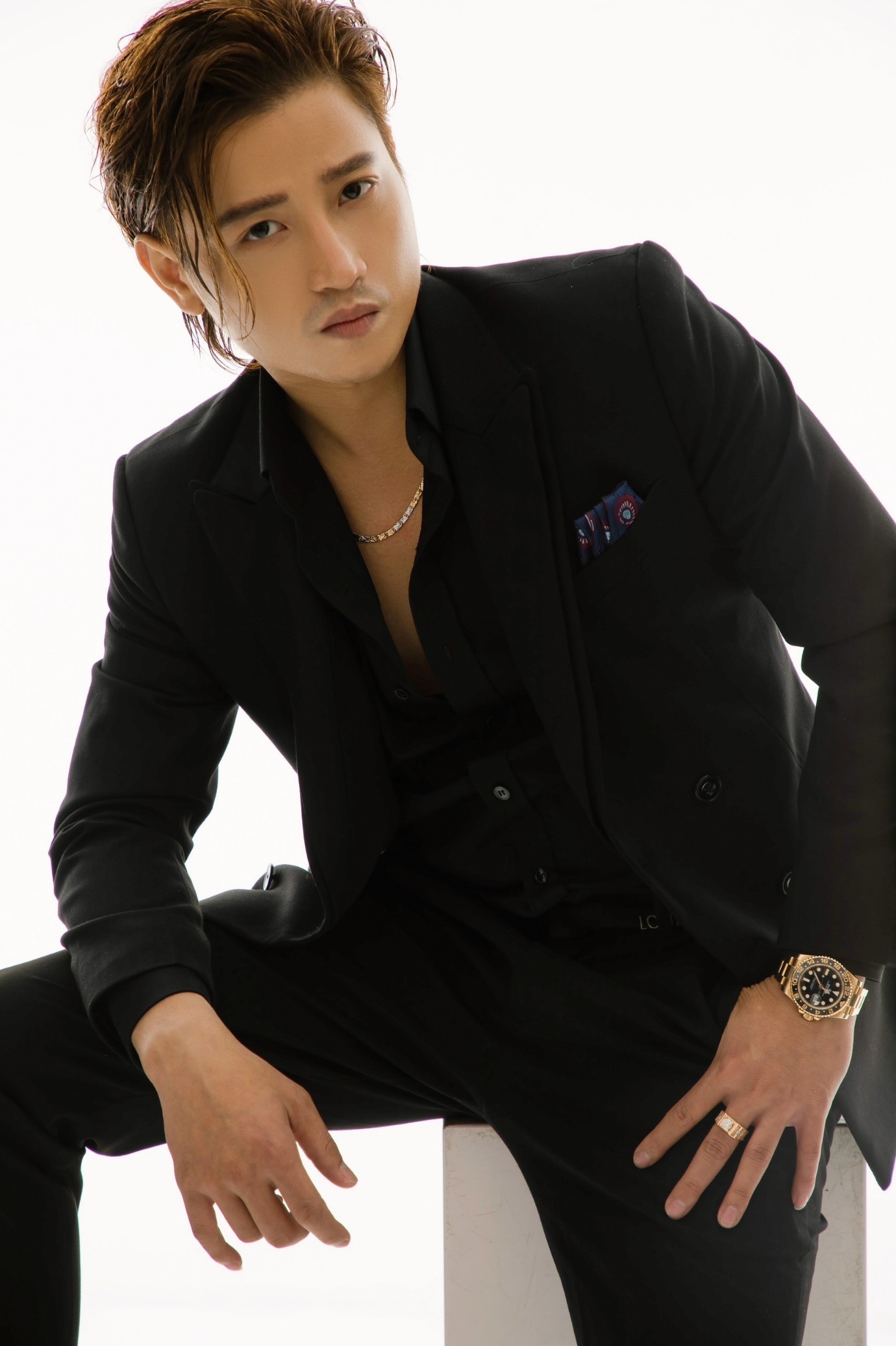 CEO MQ Group Đỗ Minh Quân kể hành trình chuyển hướng từ ca hát sang ...