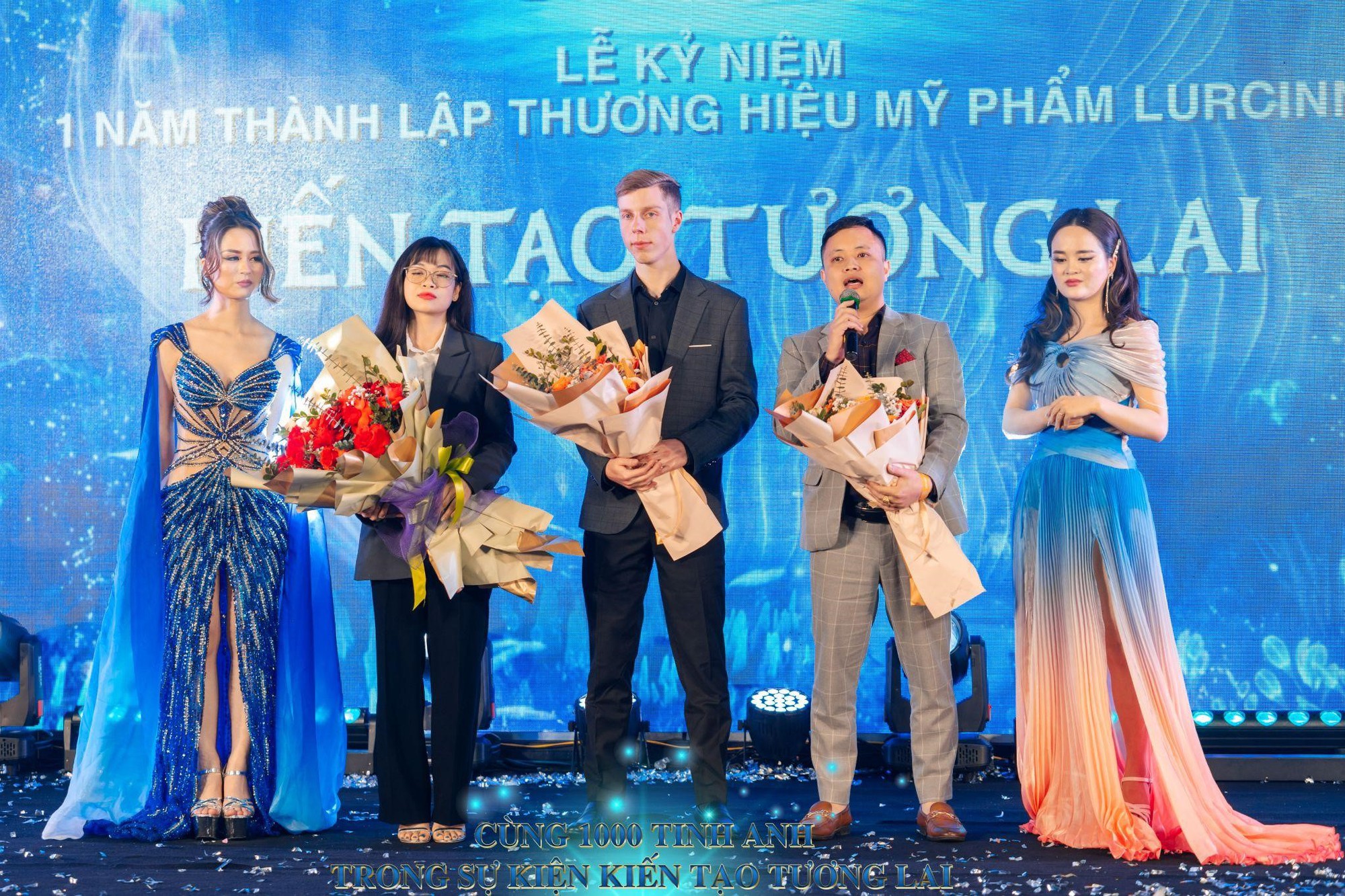 Lurcinn Group - Trình làng bộ siêu phẩm cho mùa hè tại sự kiện "Kiến tạo tương lai"