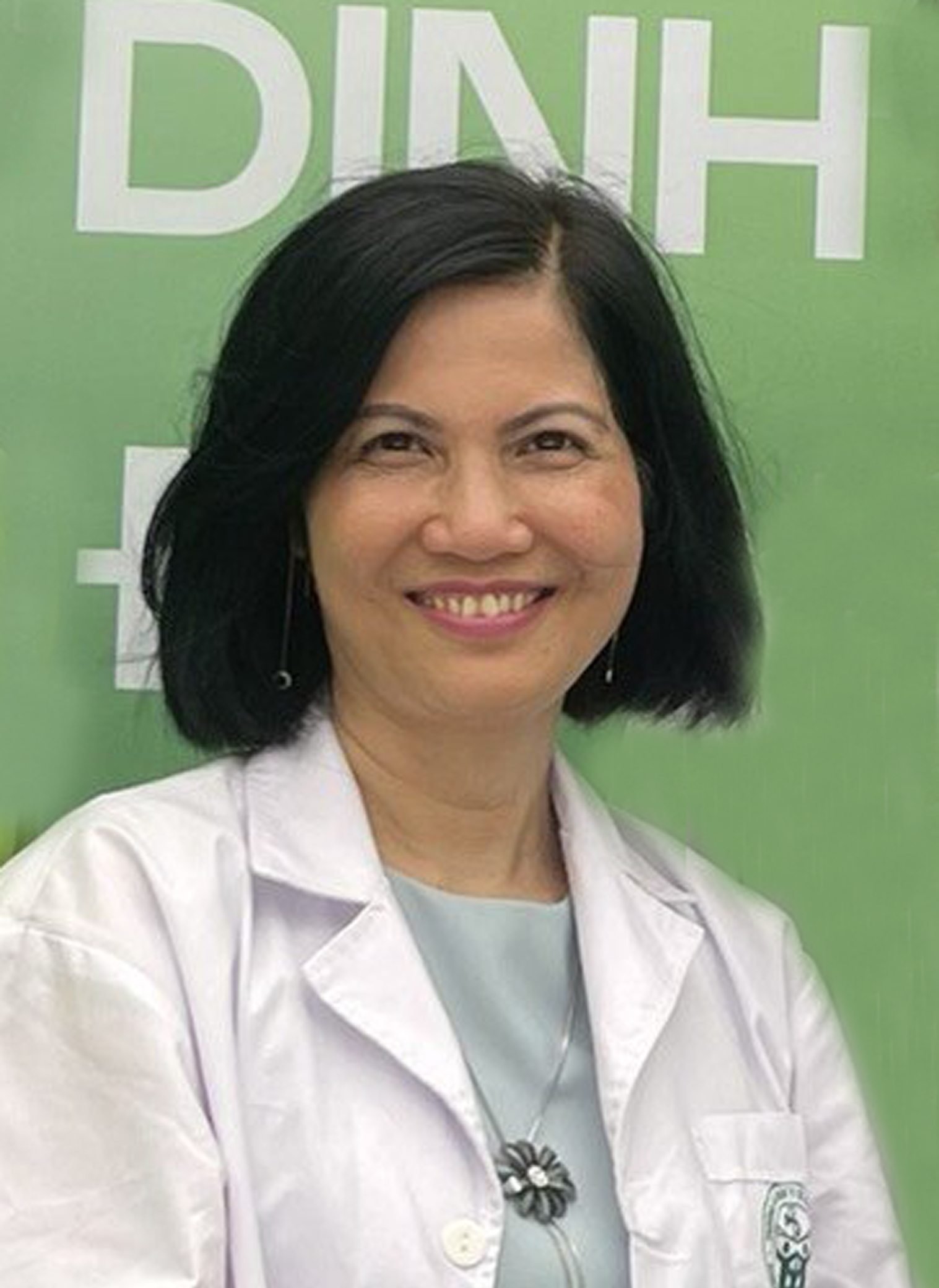 Mẹ bầu nên ăn gì trong 3 tháng đầu thai kỳ?