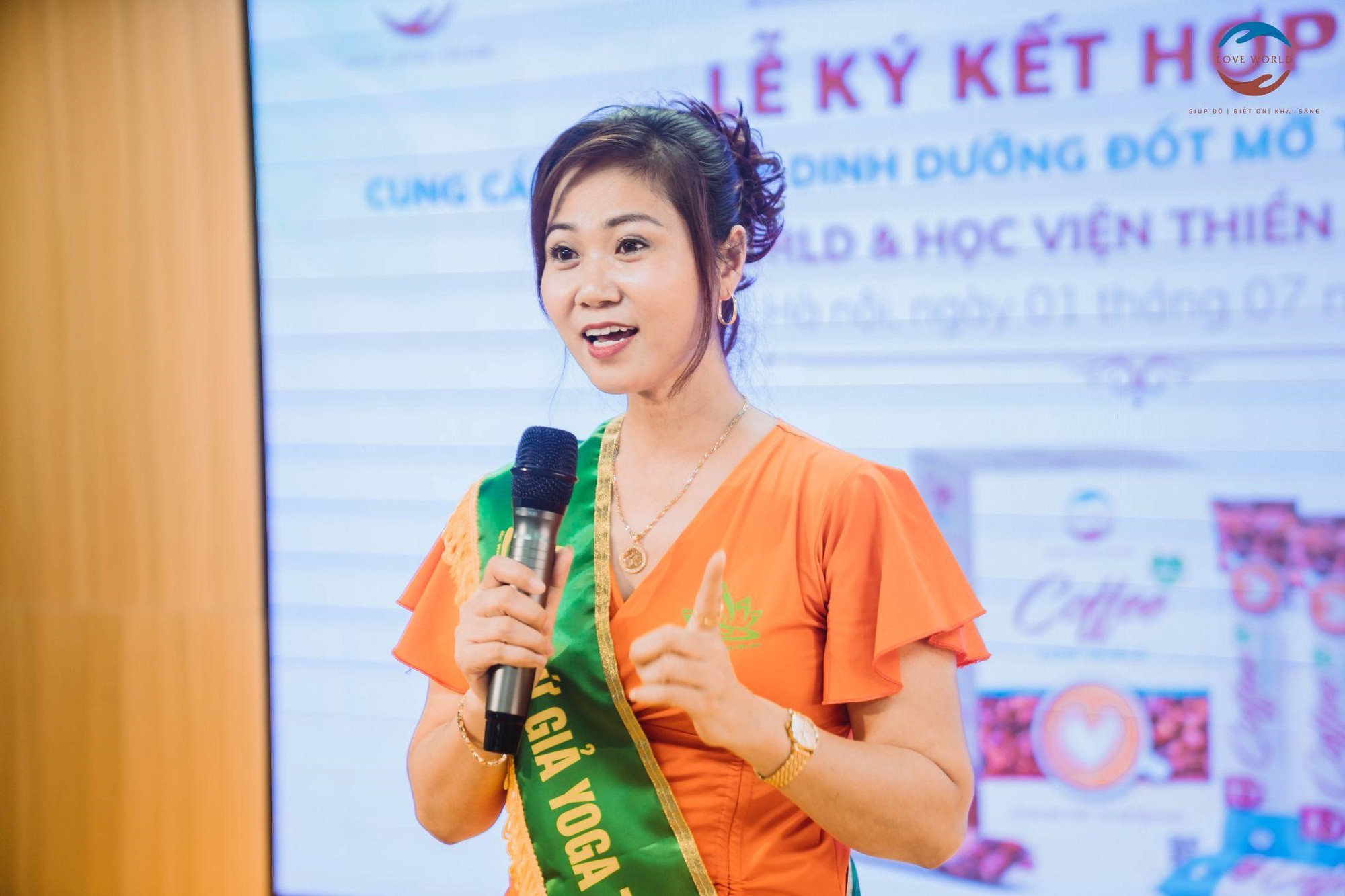 Lễ ký kết hợp tác "Cung cấp giải pháp đốt mỡ thừa và cải thiện vóc dáng"