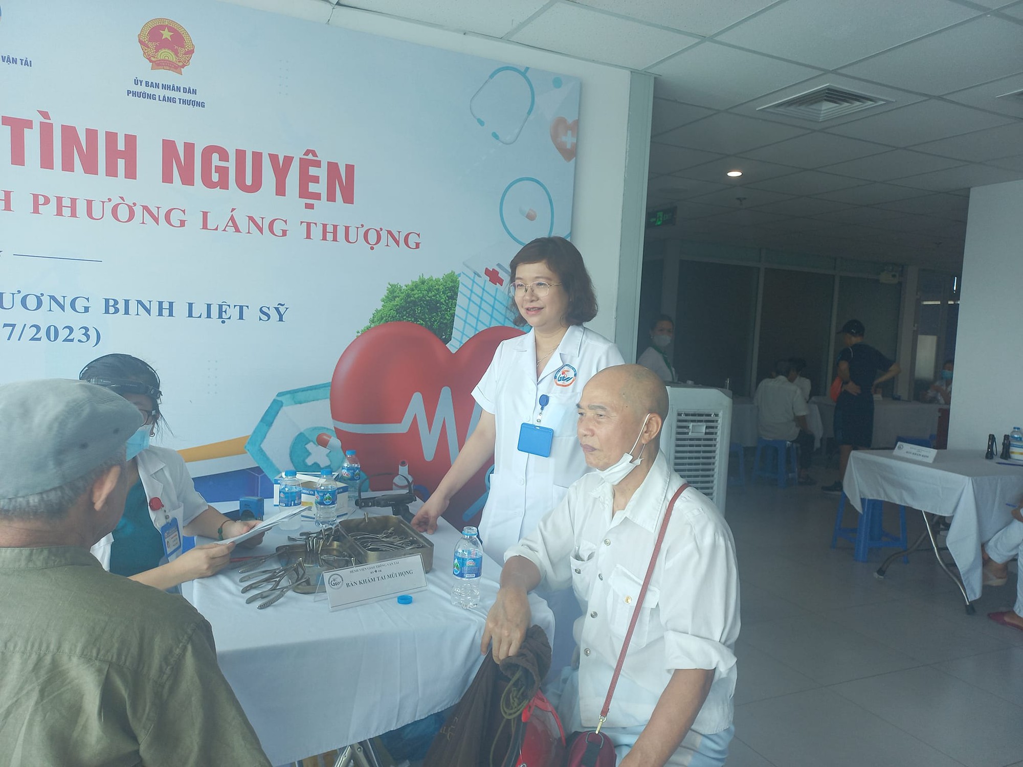 Khám bệnh miễn phí tri ân người có công với cách mạng