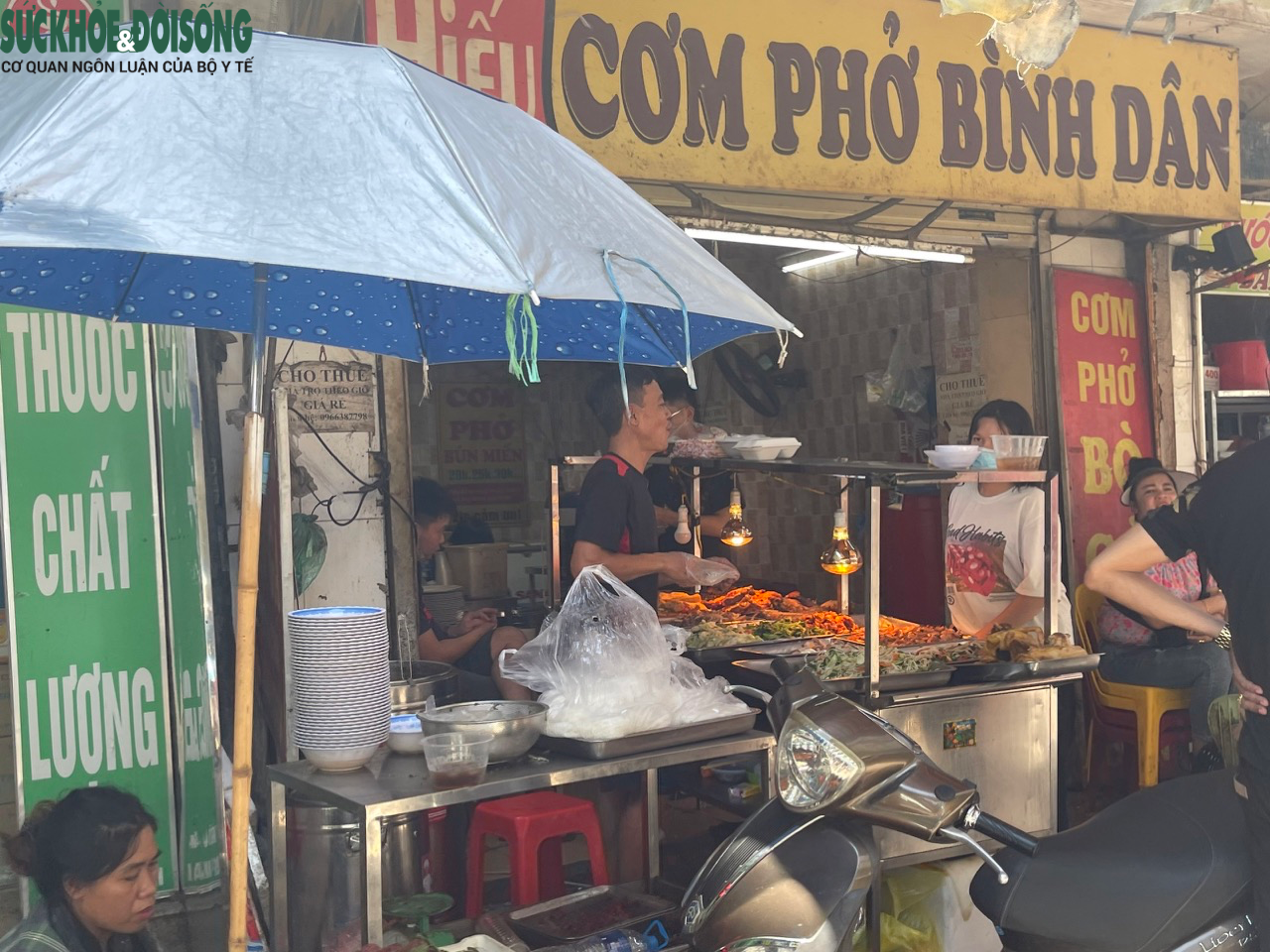 Quán cơm bình dân giá 160.000 đồng không cung cấp được Giấy chứng nhận ...