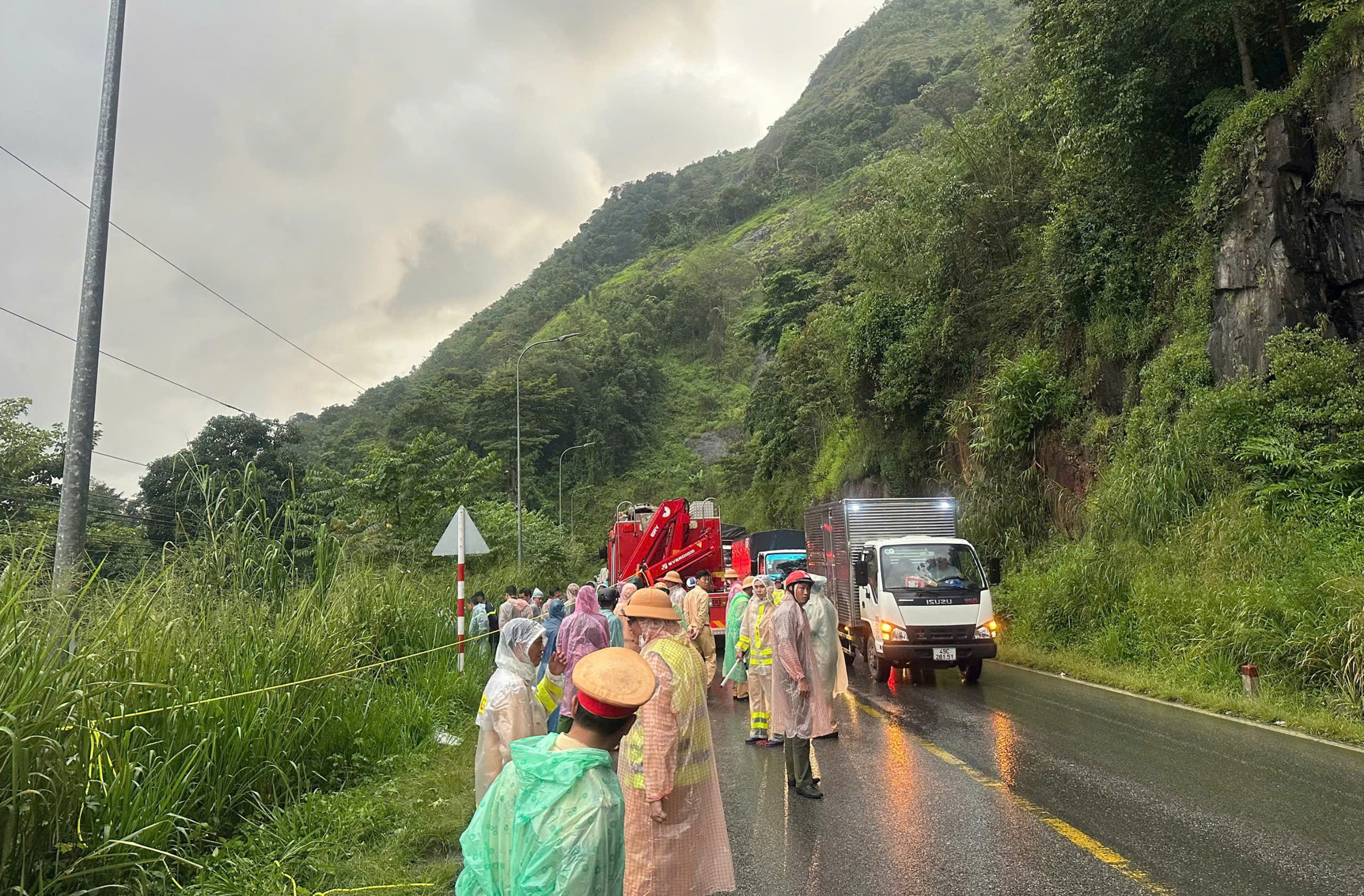 Hiện trường người phụ nữ phi tang thi thể người tình