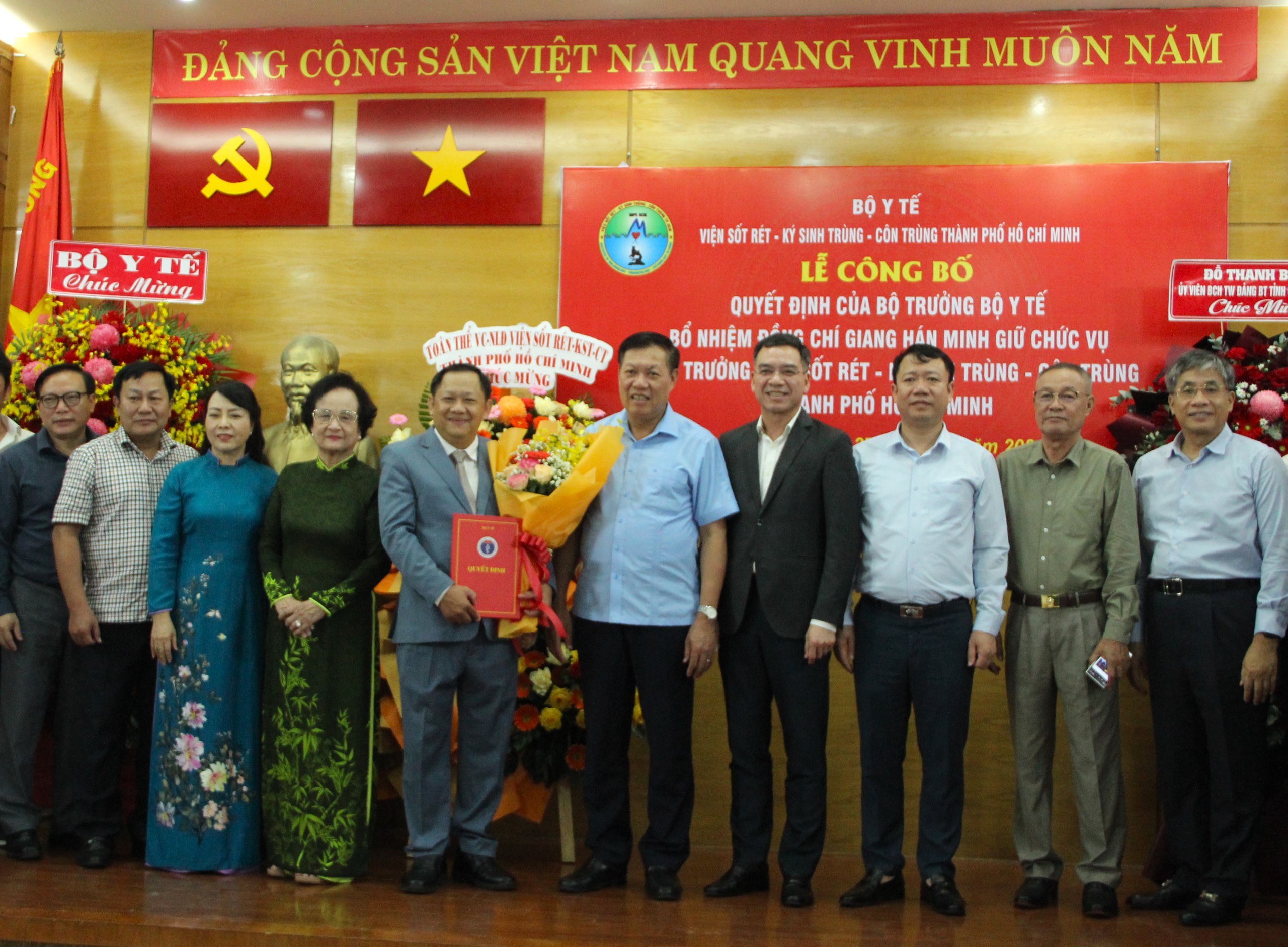 Bộ Y tế bổ nhiệm ông Giang Hán Minh làm Viện trưởng Viện Sốt rét - Ký ...