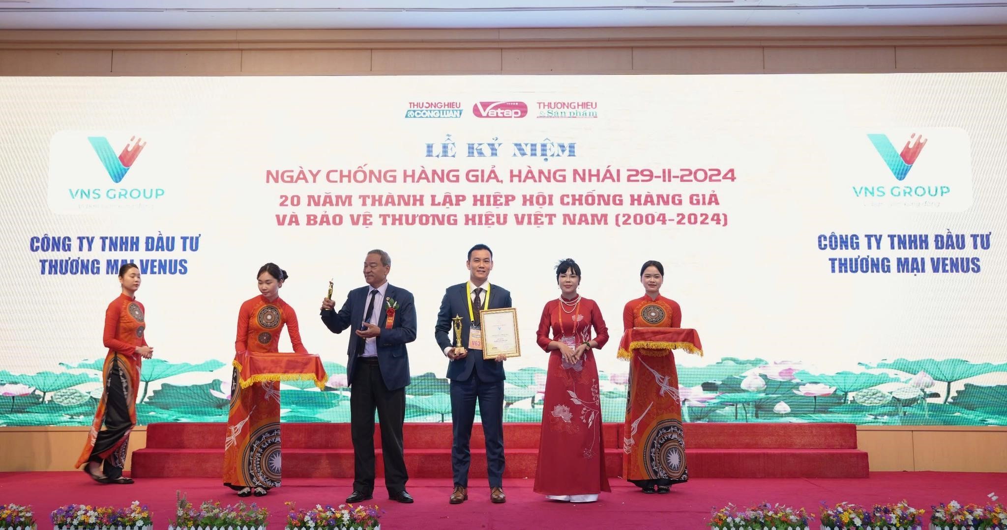 10 năm bền bỉ khẳng định chất lượng sản phẩm Việt Nam ngành chăm sóc sức khỏe của VNS Group