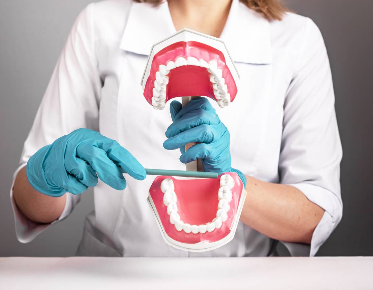 Răng khôn có nên nhổ không?