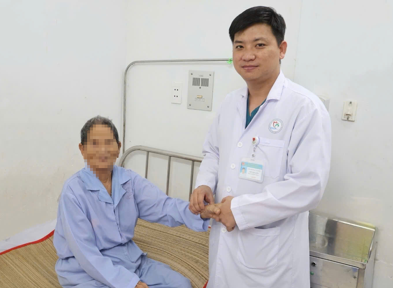Saving the arm of a 93-year-old woman with acute arterial occlusion