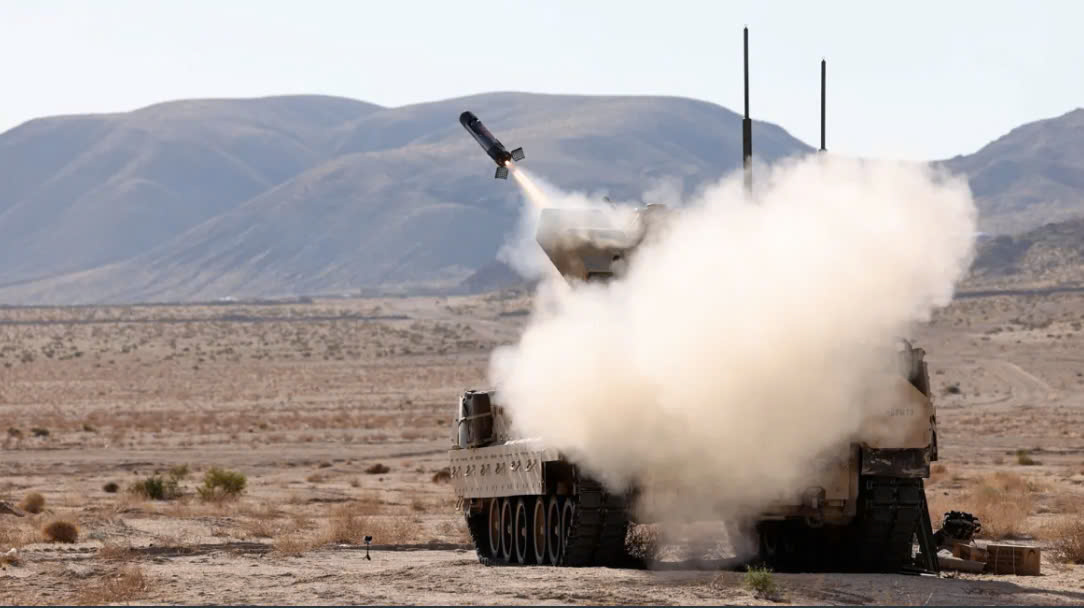 Vũ khí bí ẩn được phóng từ xe chiến đấu Bradley của Mỹ