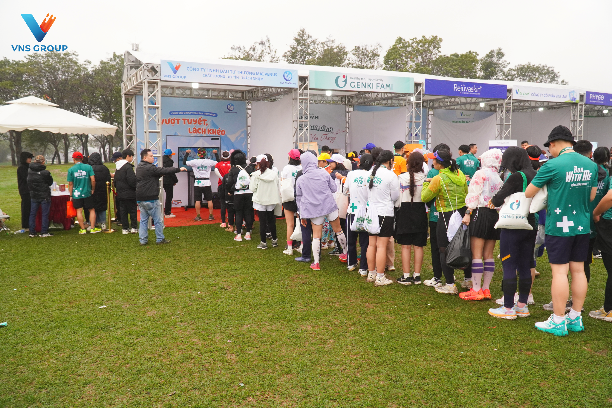 VNS Group – Thương hiệu vì sức khỏe tài trợ vàng cho sự kiện Run with Me, lan tỏa phong cách ...