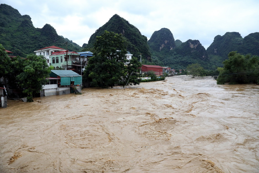 Bão số 5 sẽ di chuyển nhanh, hoàn lưu tác động rất rộng