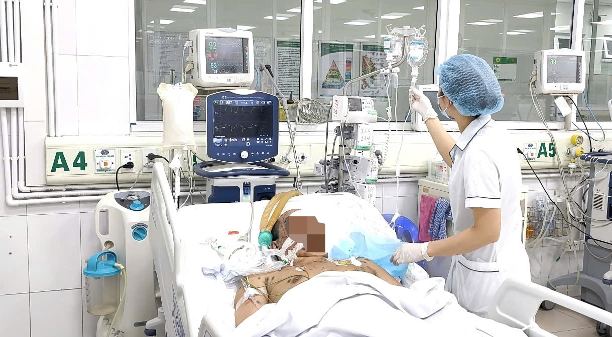 Father in critical condition after contracting chickenpox from his ...