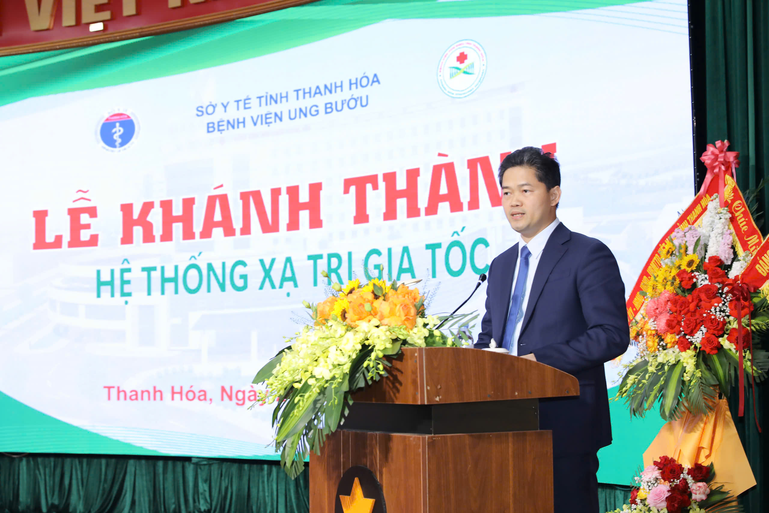 Permanent Deputy Minister of Health Vu Manh Ha attended the ...