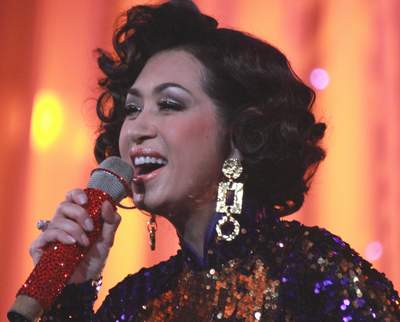 Ý Lan và Khung trời kỷ niệm