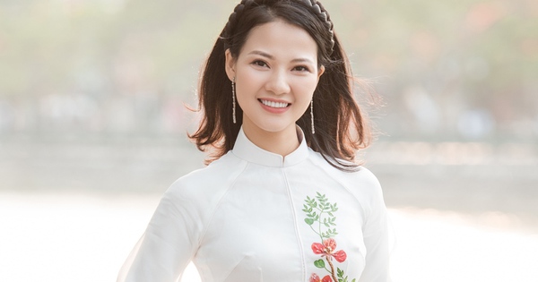 Hoa hậu Trần Thị Quỳnh bất ngờ tái xuất, duyên dáng với áo dài