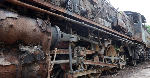 Cận cảnh đầu máy xe lửa Tự Lực bị lãng quên trước ngày 'sống lại'