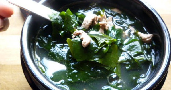 Cách nấu canh rong biển thanh mát, giàu dinh dưỡng cho ngày hè