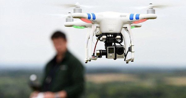 Bay flycam chưa được cấp phép có thể bị truy cứu trách nhiệm hình sự