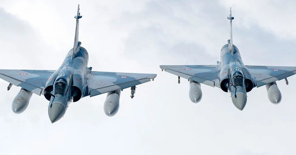 Ukraine sẽ nhận máy bay Mirage 2000 cùng tên lửa Storm Shadow, MICA từ Pháp