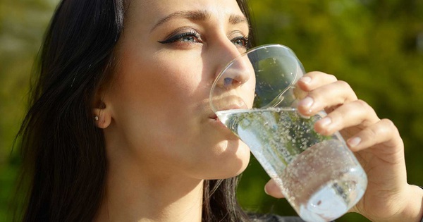 Soda không đường: Lợi ích và rủi ro với sức khỏe