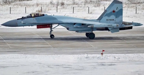 Nga tiếp nhận lô máy bay chiến đấu Su-35S