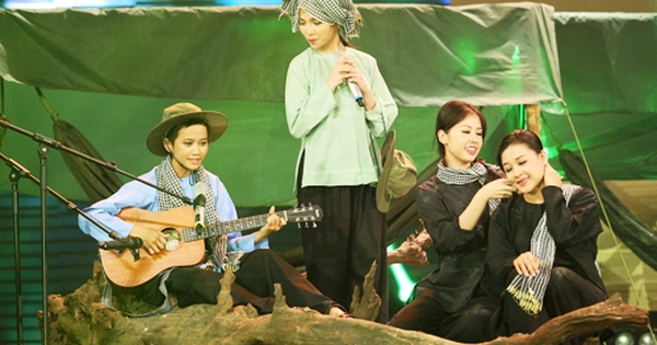 Khi người trẻ hát nhạc đỏ