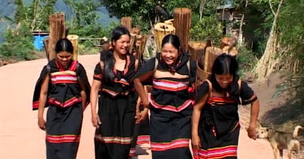 Loong xare - Nét duyên con gái Jẻ - T’riêng